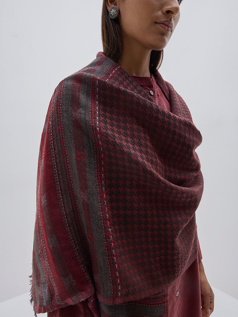 Buy Utsa Maroon Houndstooth Design Stole from Westside