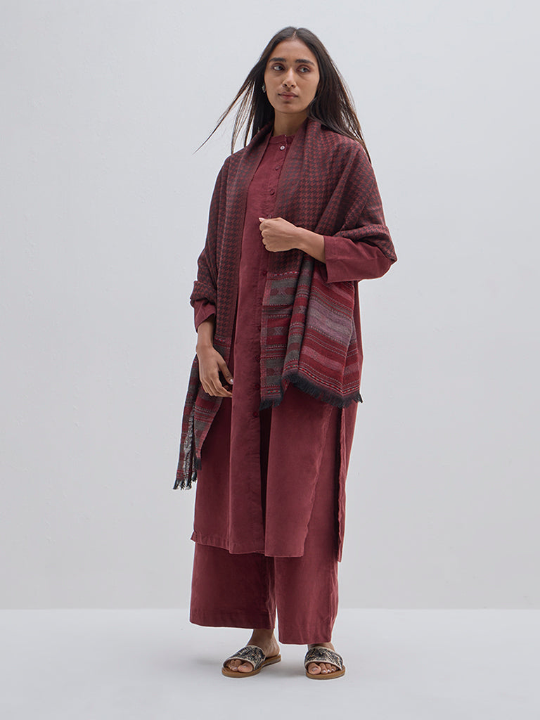 Buy Utsa Maroon Houndstooth Design Stole from Westside