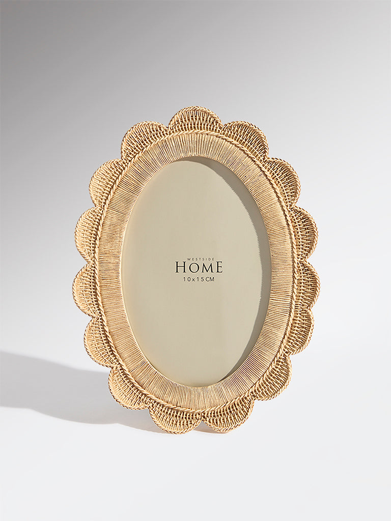 Buy Westside Home Beige Scalloped Photo Frame (4X6) - Small from Westside