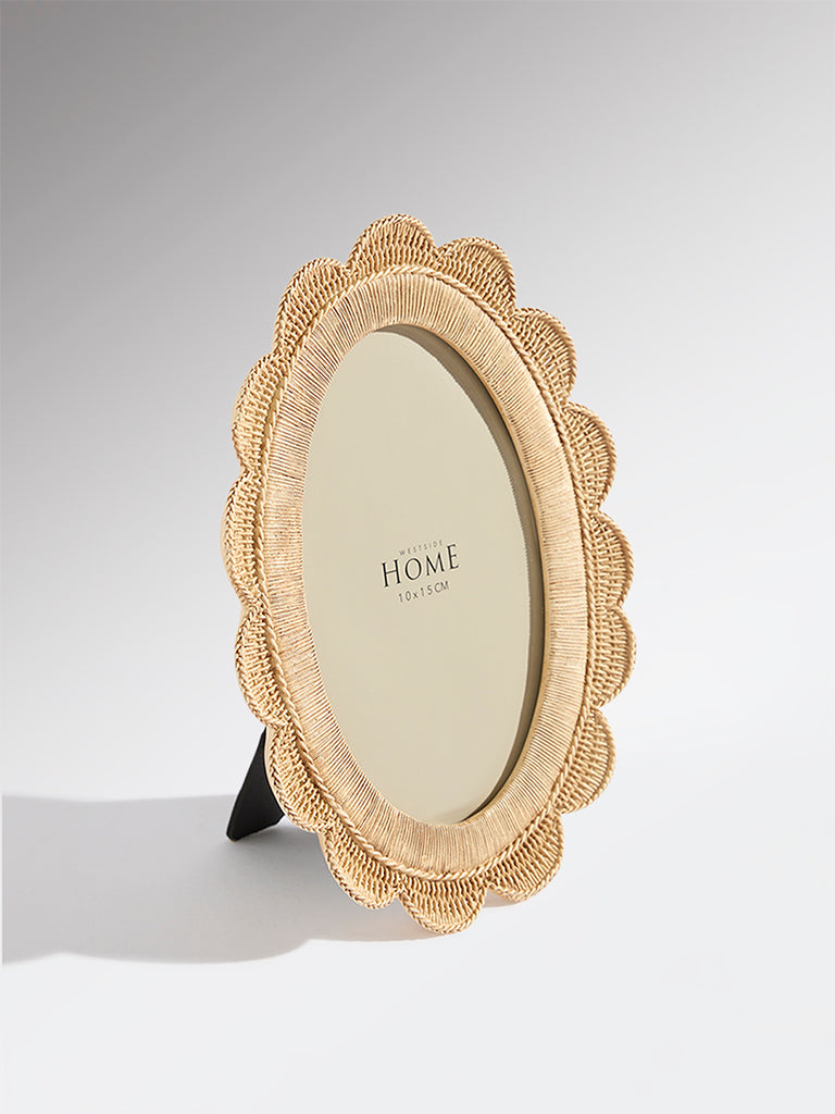 Buy Westside Home Beige Scalloped Photo Frame (4X6) - Small from Westside