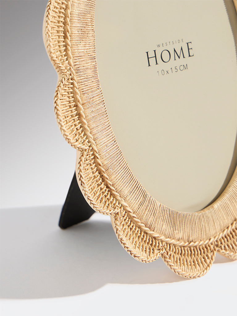 Buy Westside Home Beige Scalloped Photo Frame (4X6) - Small from Westside