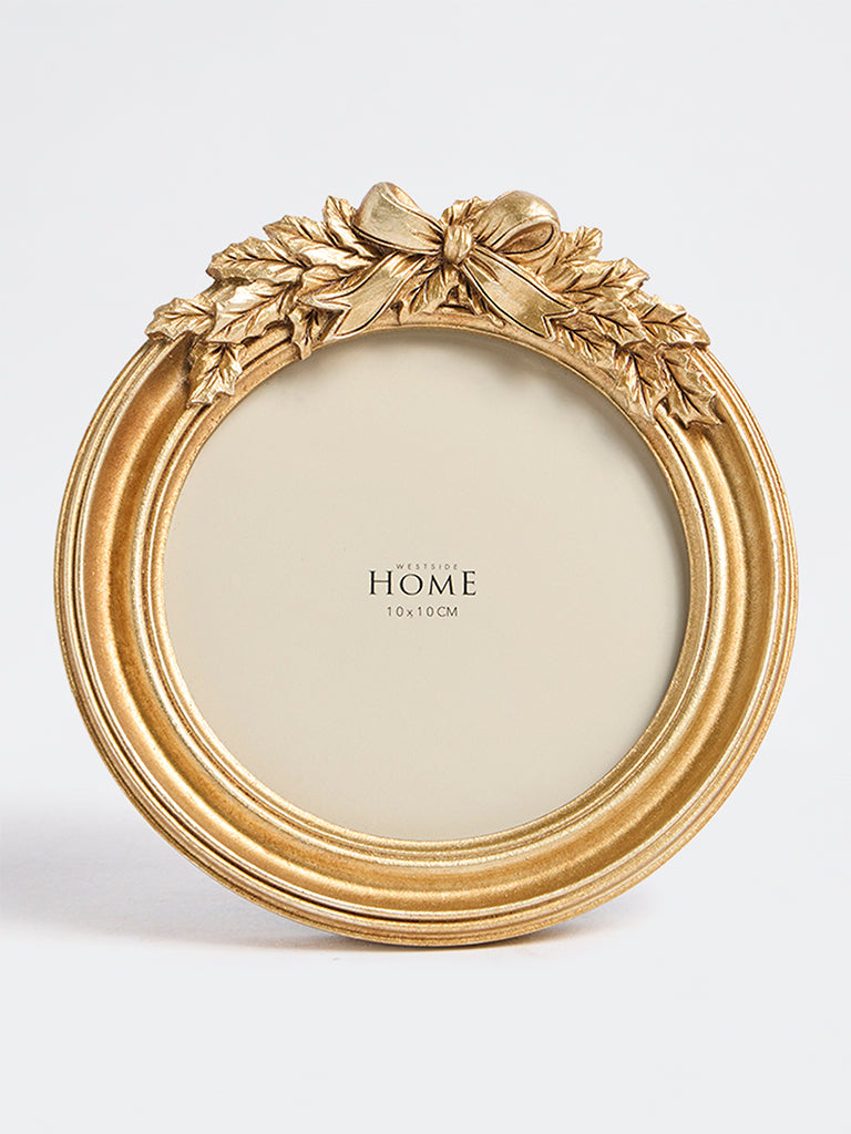 Buy Westside Home Gold Metal Wreath Photo Frame from Westside