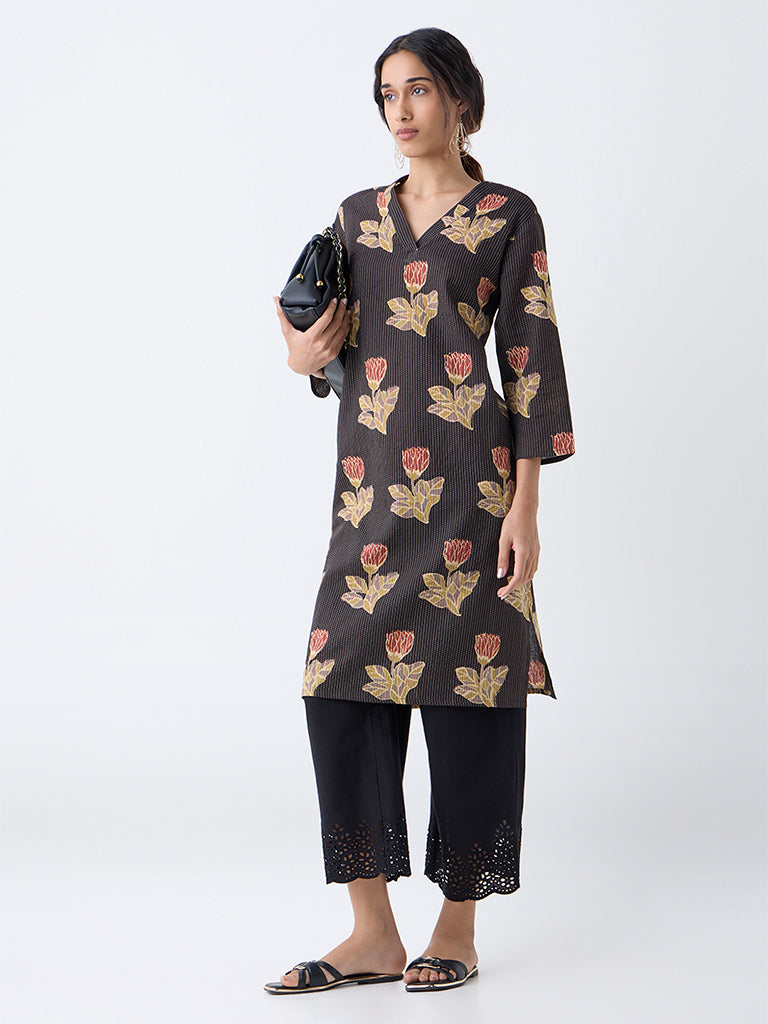 Buy Utsa Black Floral Pattern Cotton-Blend Straight Kurta from Westside
