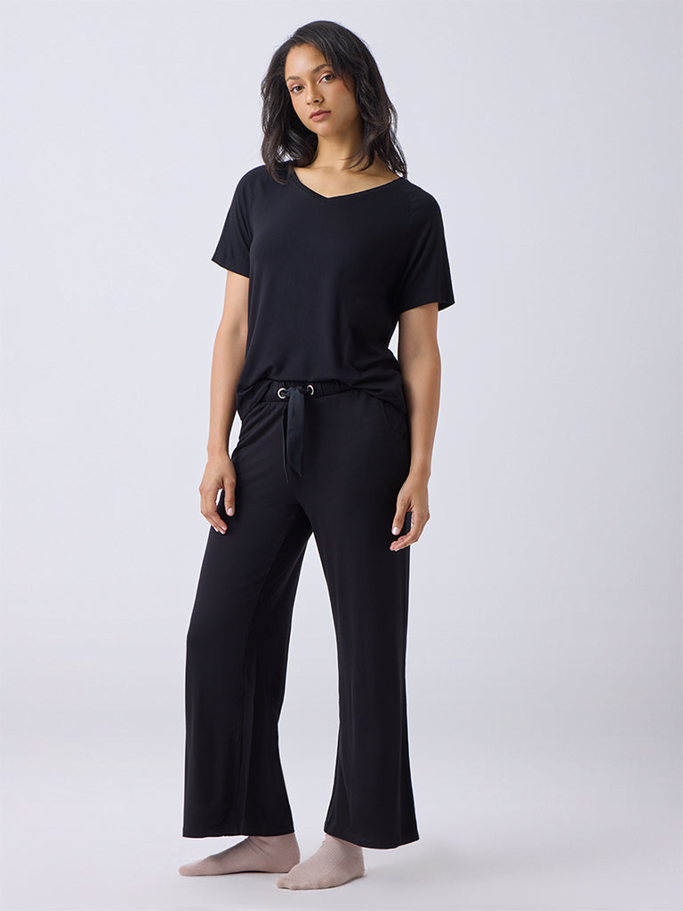 Buy Wunderlove Black High-Rise Pants from Westside