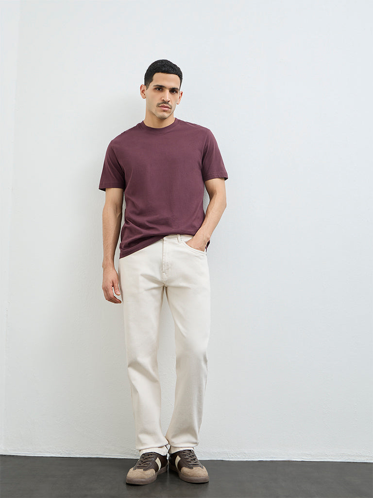 Buy WES Casuals Wine Solid Slim-Fit Cotton T-Shirt from Westside