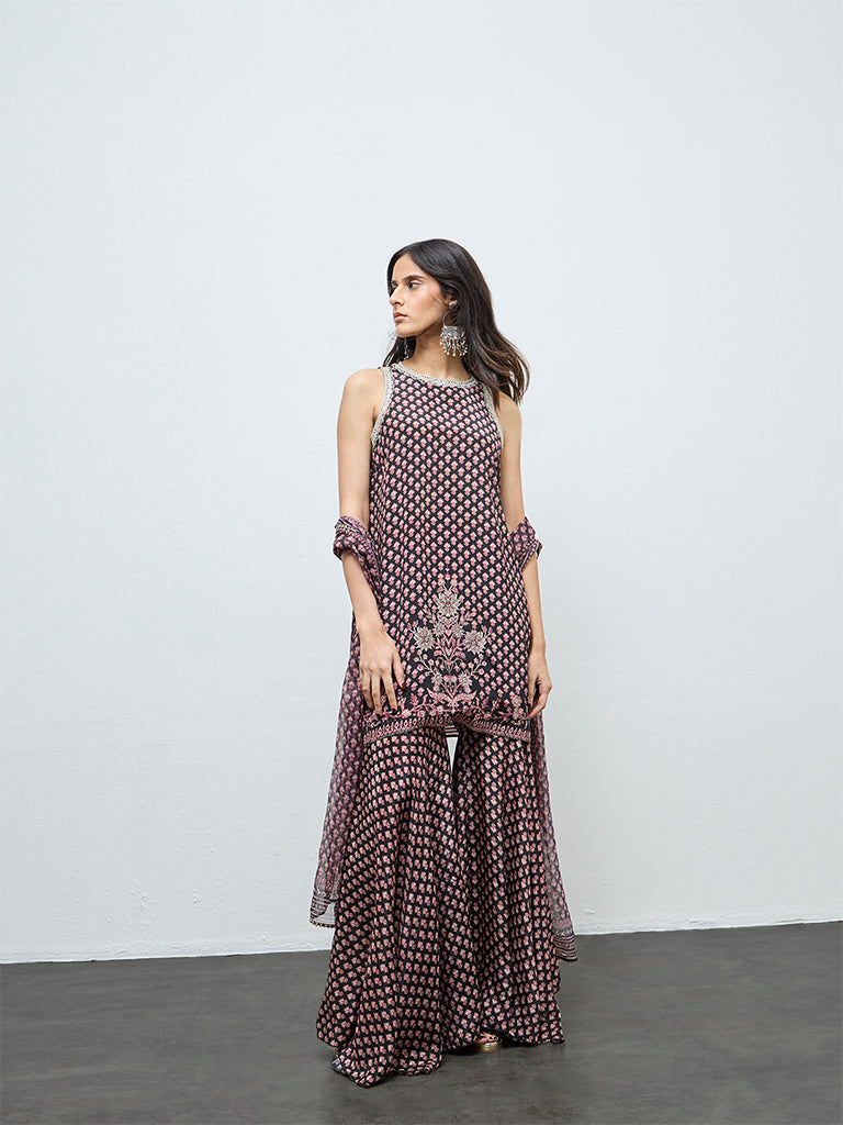 Buy Vark Black Floral Printed A-Line Ethnic Set from Westside