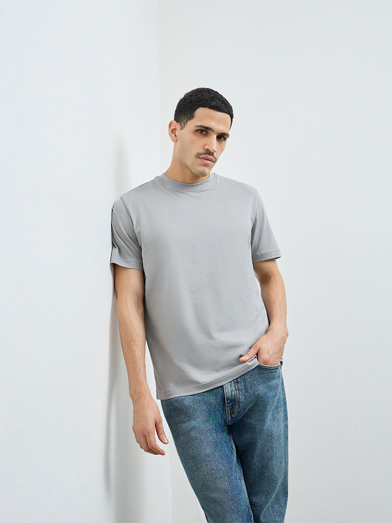 Buy WES Casuals Grey Solid Slim-Fit Cotton T-Shirt from Westside