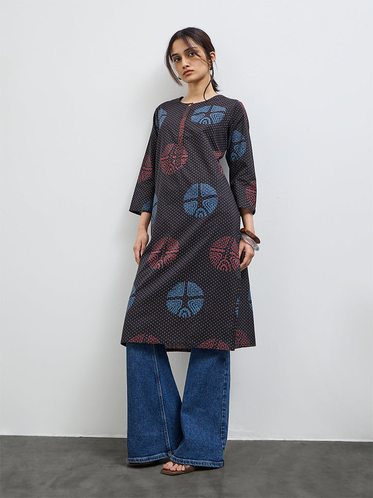 Buy Utsa Black Badla Printed Cotton Straight Kurta from Westside